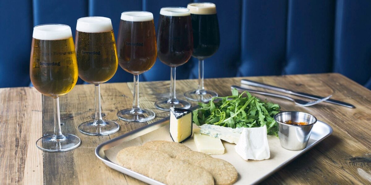 25 Experience Gifts In Manchester for Any Occasion